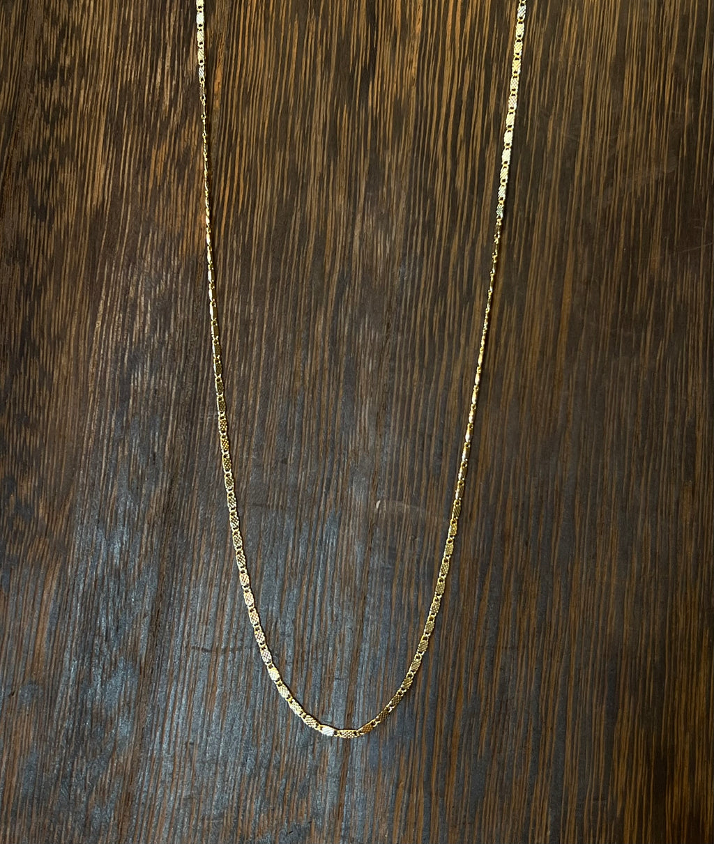 18K Gold Plated Grid Flat Bar Chain Necklace – Fog + Fern Clothing Co.